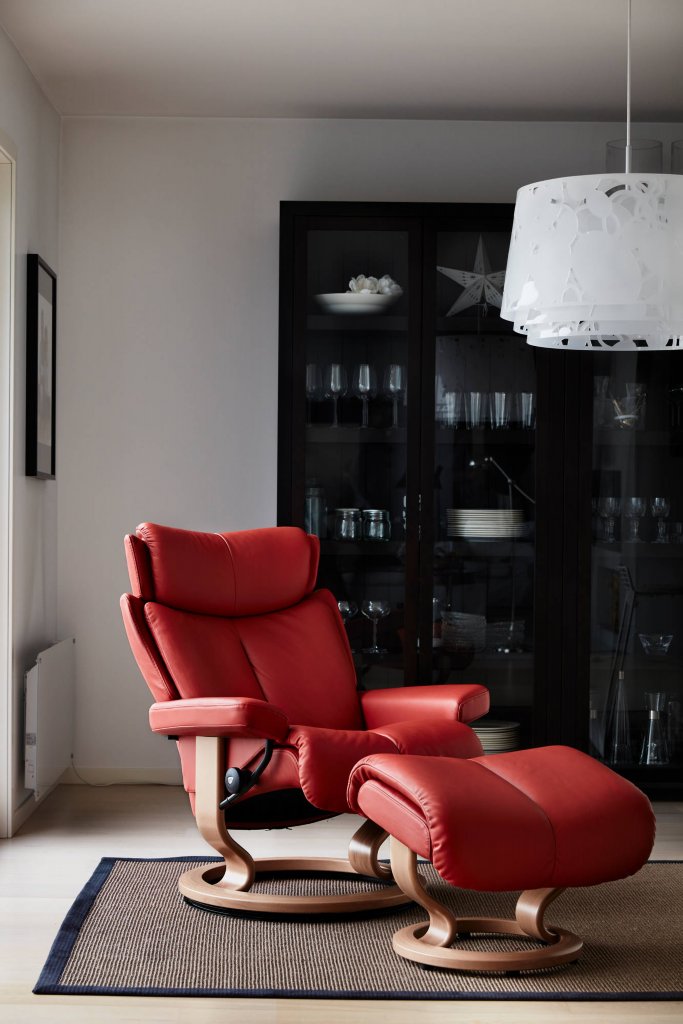 Stressless Magic Reclining Chair and Footstool
