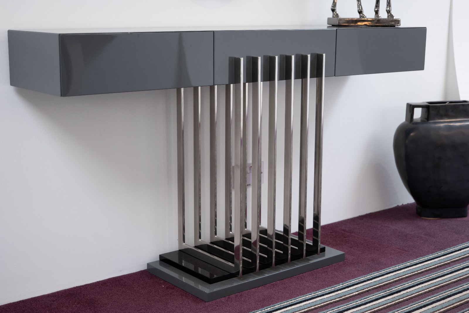 Aleal Madrid Console Table